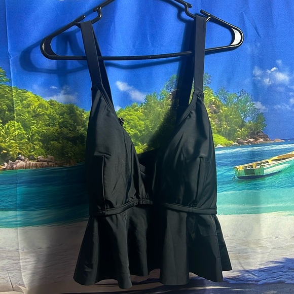 Cupshe | Swim | Cupshe Black Ruffle Tankini Top And Bikini Bottom 3x ...